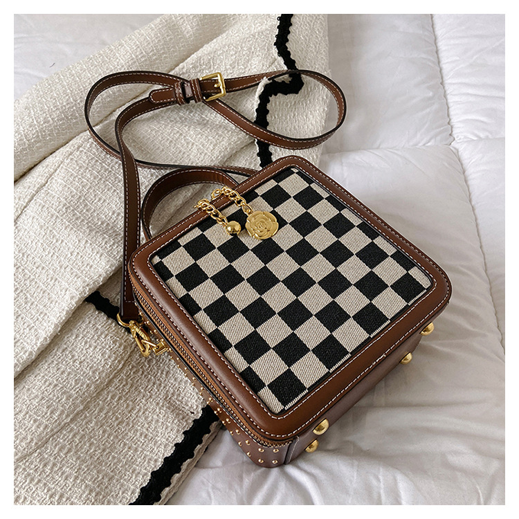 Boxy Shape Handbags > Satchel > Mezon Handbags