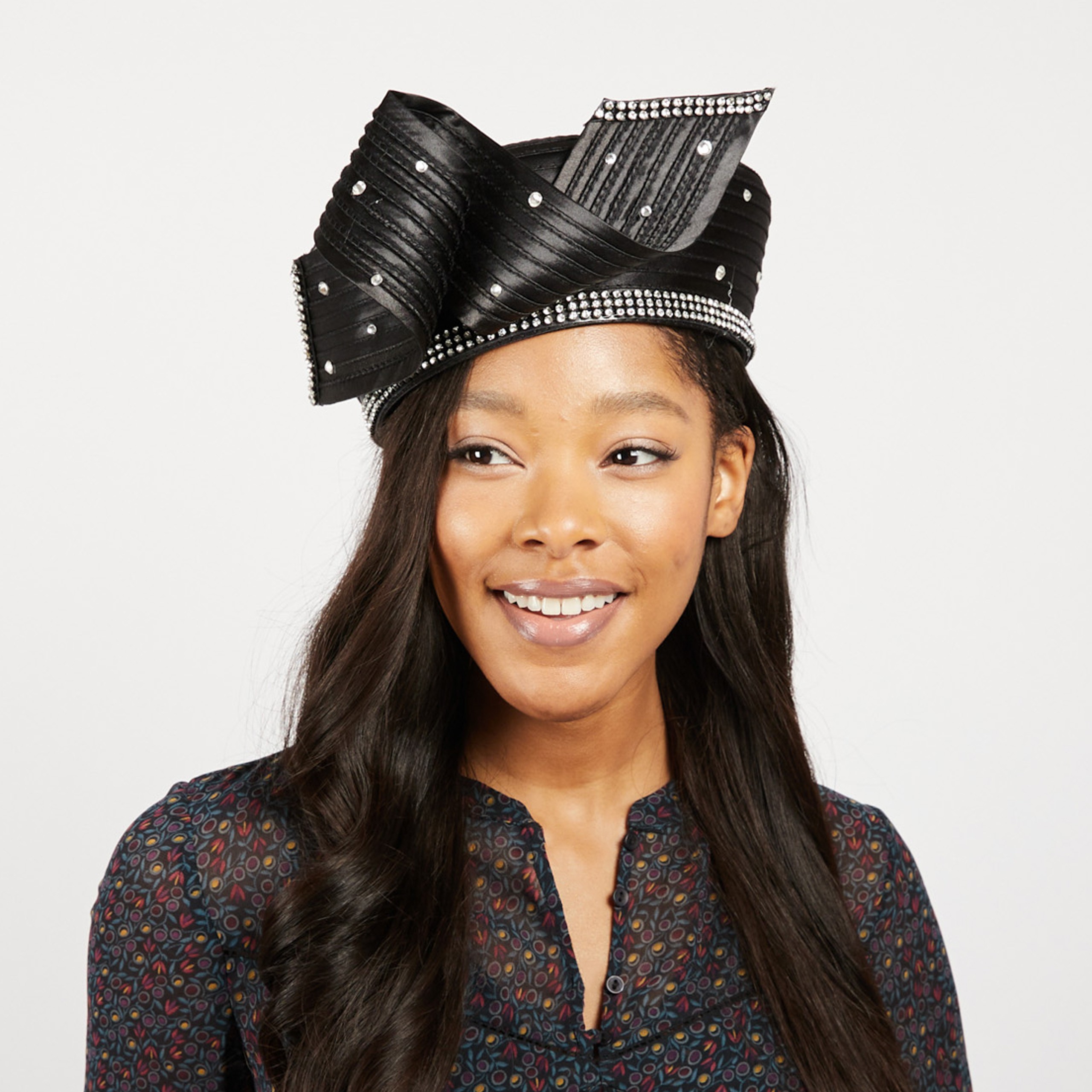 WAVY BOW WITH STONES BRAID PILL HAT > Dressy Satin Braid Hats > Mezon ...