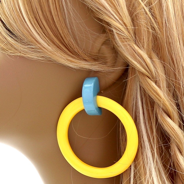 Funky Pop Color Combination Oversized Hoop Earring MH-FER3135 ...